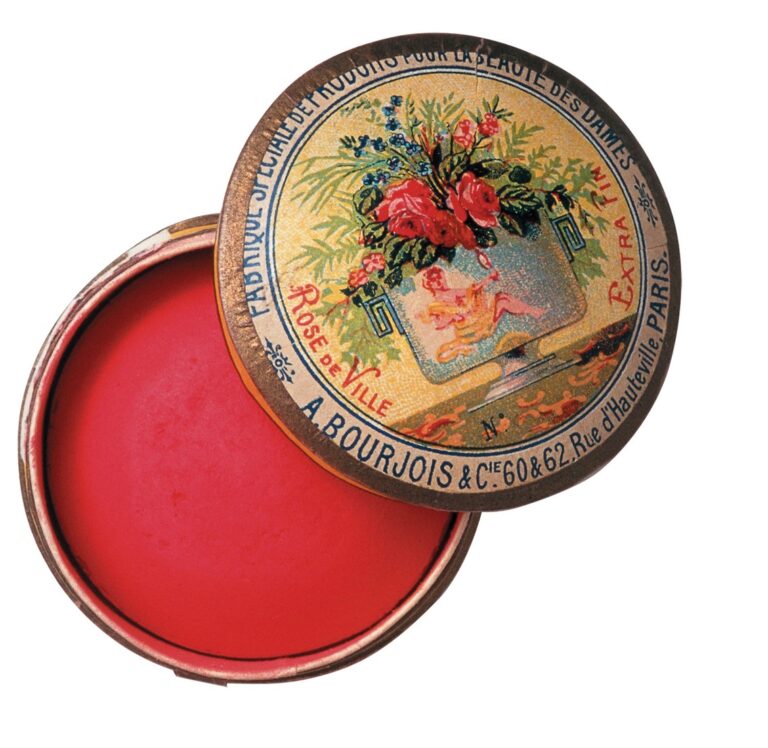 Women's Victorian Makeup: An Overview - Hair & Makeup Artist Handbook